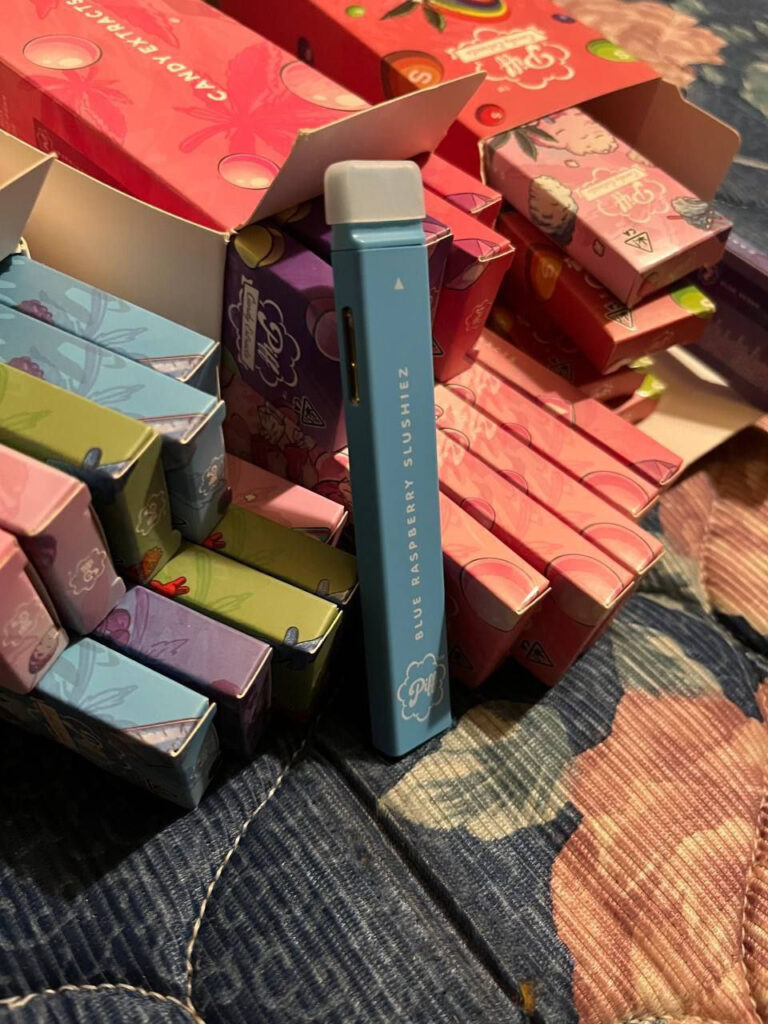 Buy Piff Bar Carts - THC Disposable Vapes